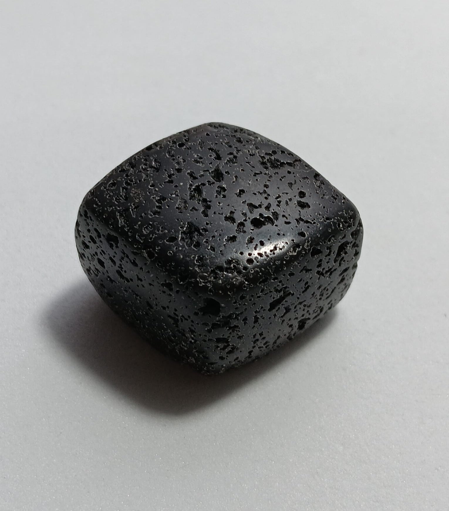 Canto Rodado Piedra Volcánica – Khaseli